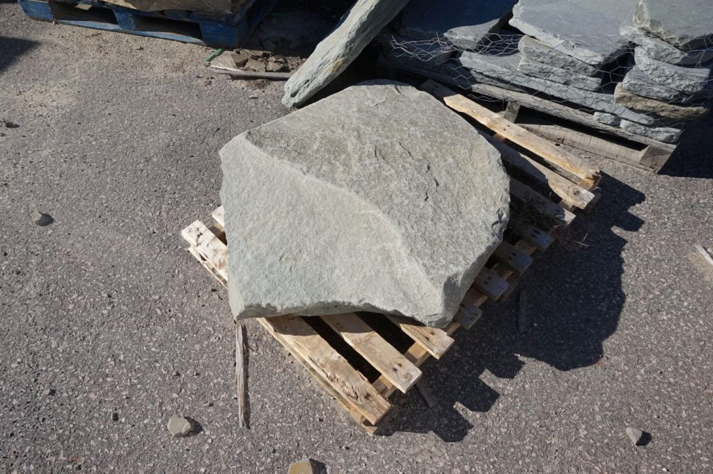 Buy Tumbled Irregular Bluestone Standup - South Shore Landscape Supply